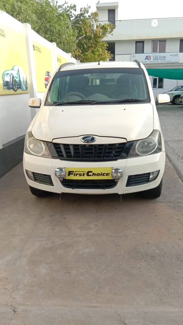 Used Mahindra Quanto C8 in Pondicherry 2012 model, India at Best Price.