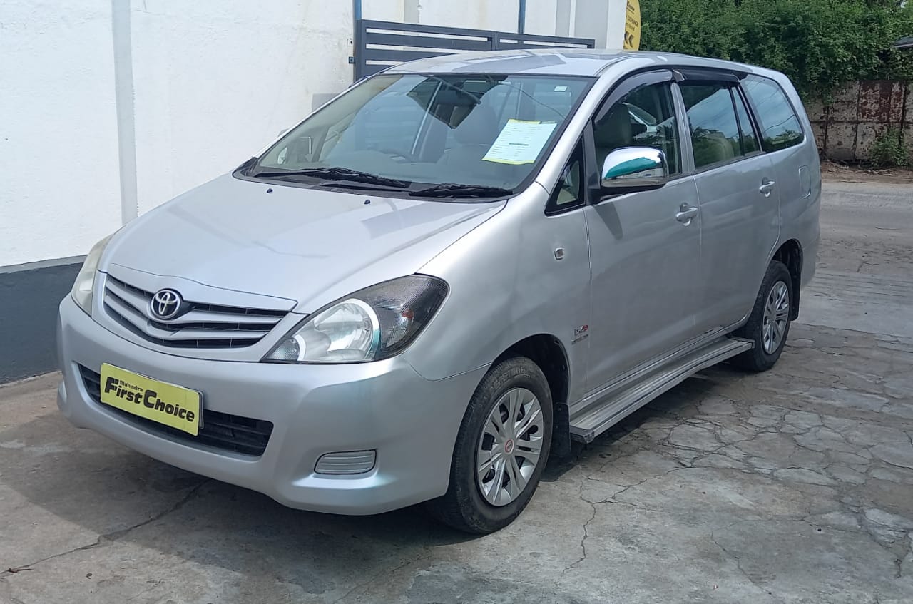 Used Toyota Innova Euro IV 2.5 GX 8 Seater in Pondicherry 2011 model ...