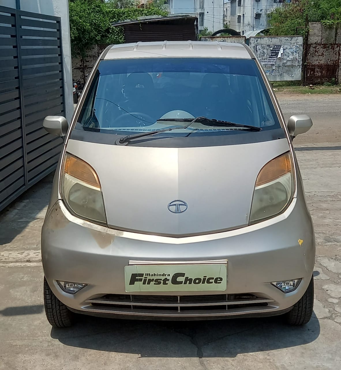 Used Tata Nano LX in Pondicherry 2011 model, India at Best Price.
