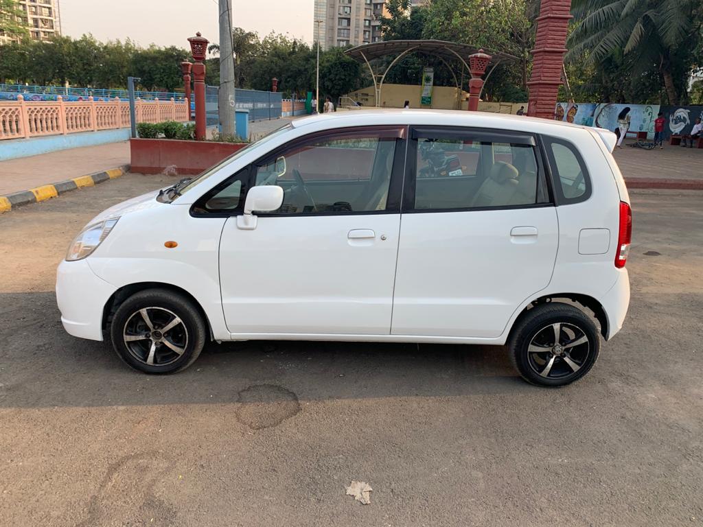 Used Maruti Suzuki Zen Estilo LXI in Thane 2013 model, India at Best Price.