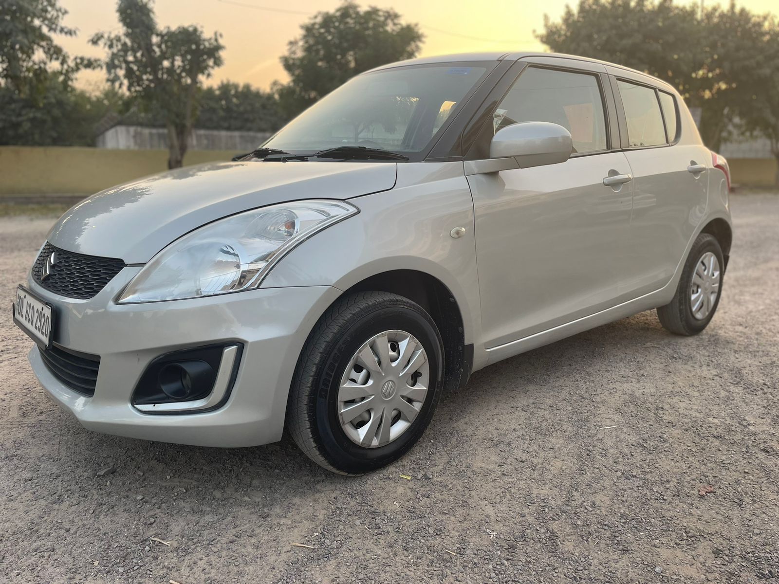 Used Maruti Suzuki Swift LXI (O) in New Delhi 2017 model, India at Best ...