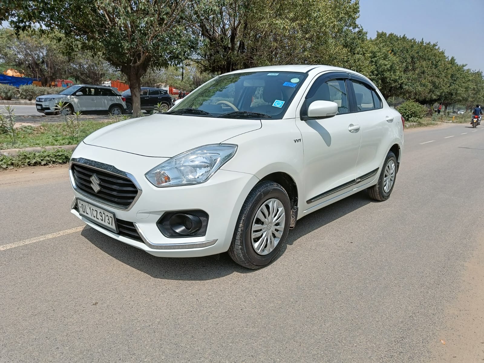 Used Maruti Suzuki Dzire VXI AGS BS IV in New Delhi 2018 model, India ...
