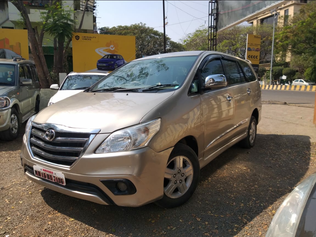 Used Toyota Innova 2.5 V in Nashik 2008 model, India at Best Price.