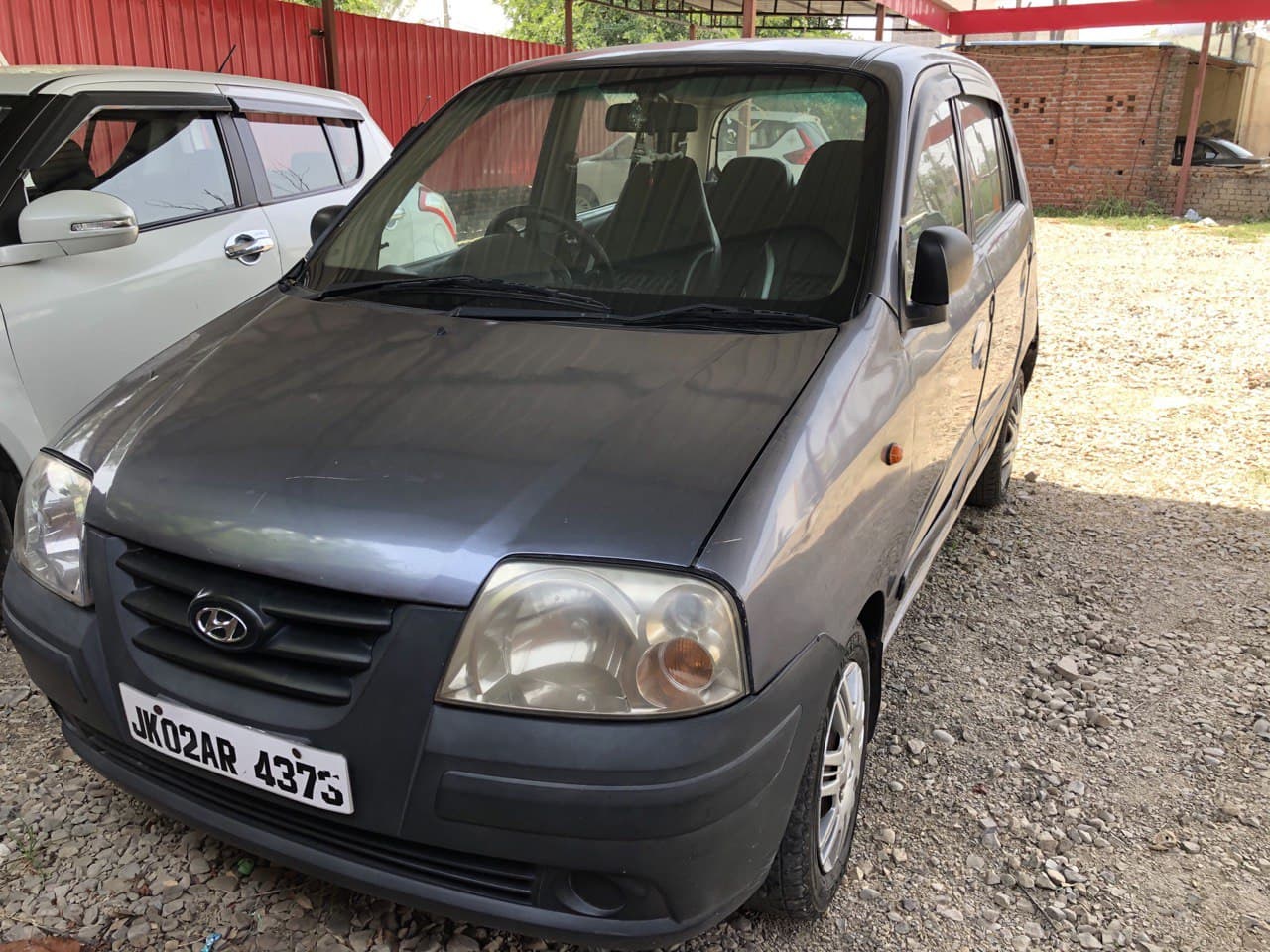 Used Hyundai Santro Xing GLS in Jammu 2010 model, India at Best Price.