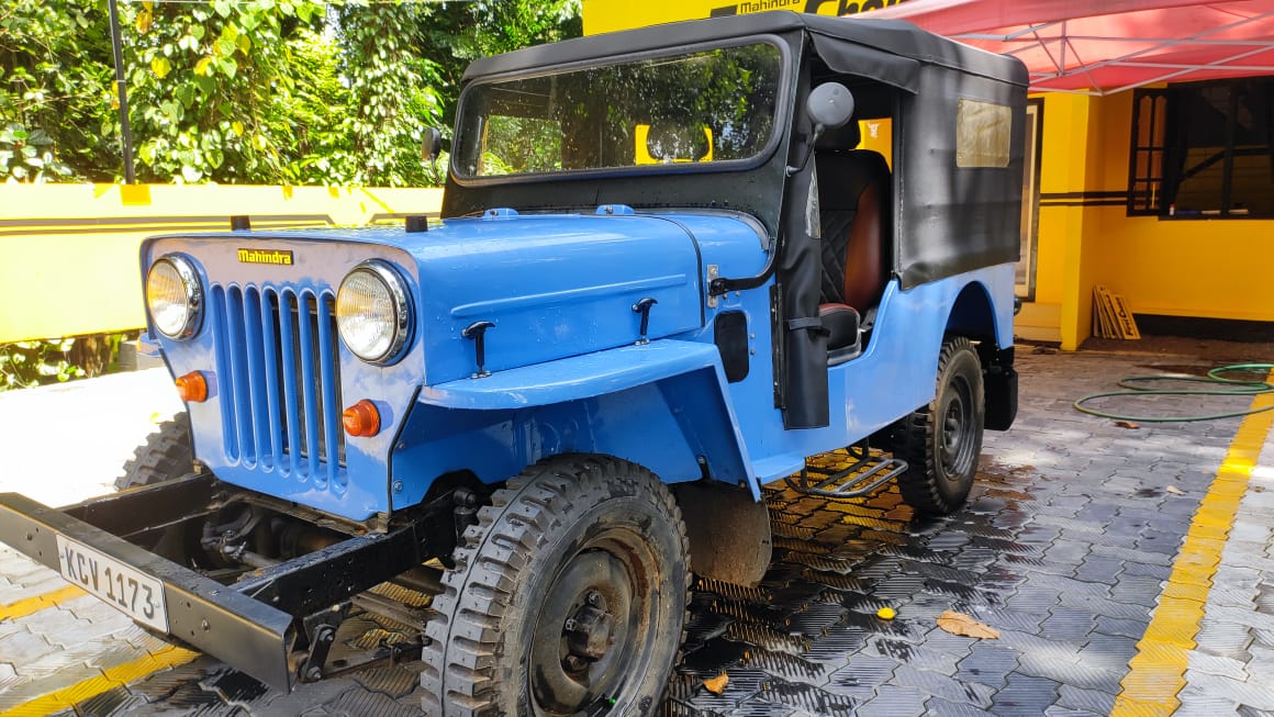 Used Mahindra Jeep CJ 500 in Kottayam 1989 model, India at Best Price.