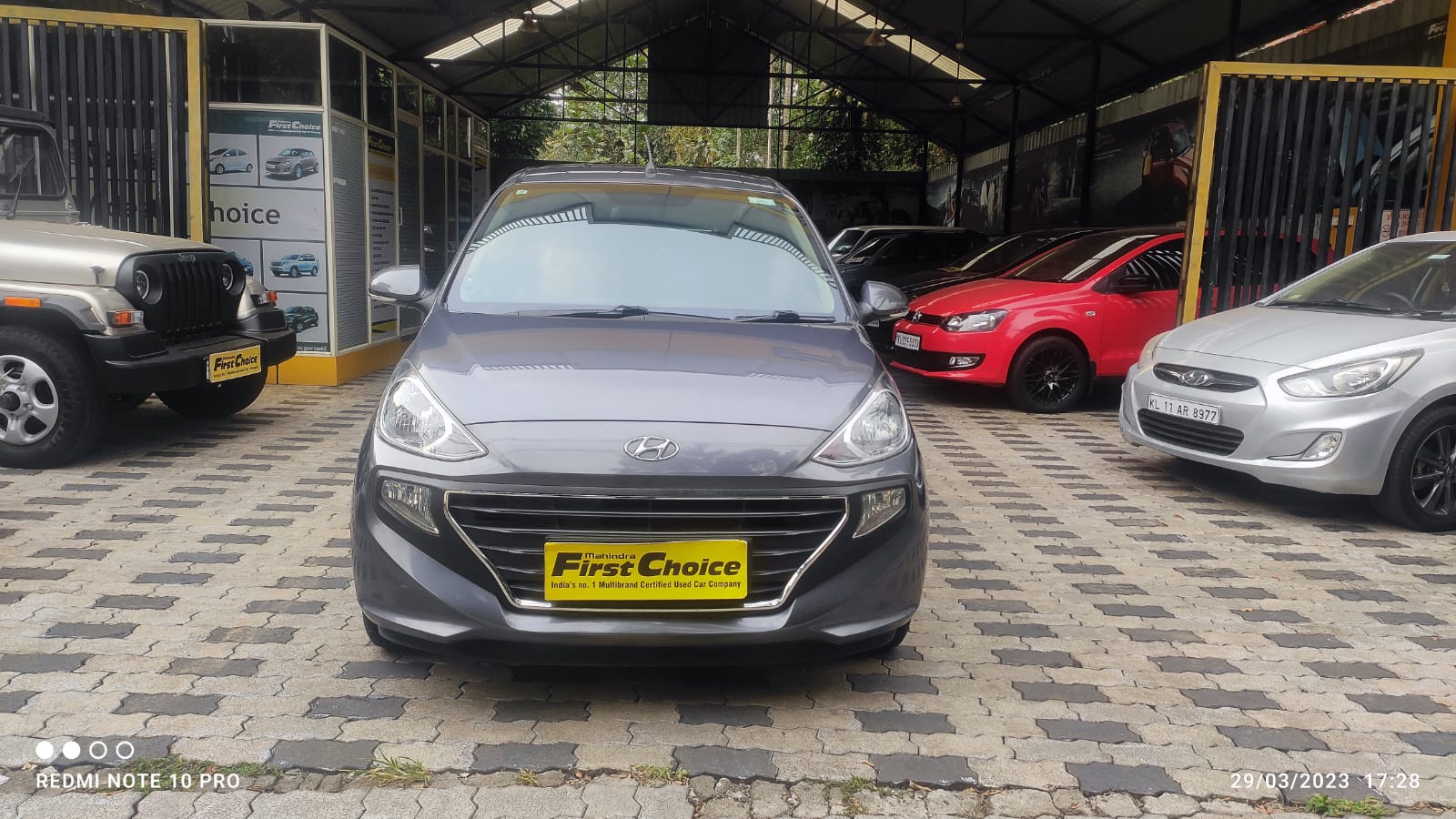 Hyundai Santro Sportz - Mahindra First Choice