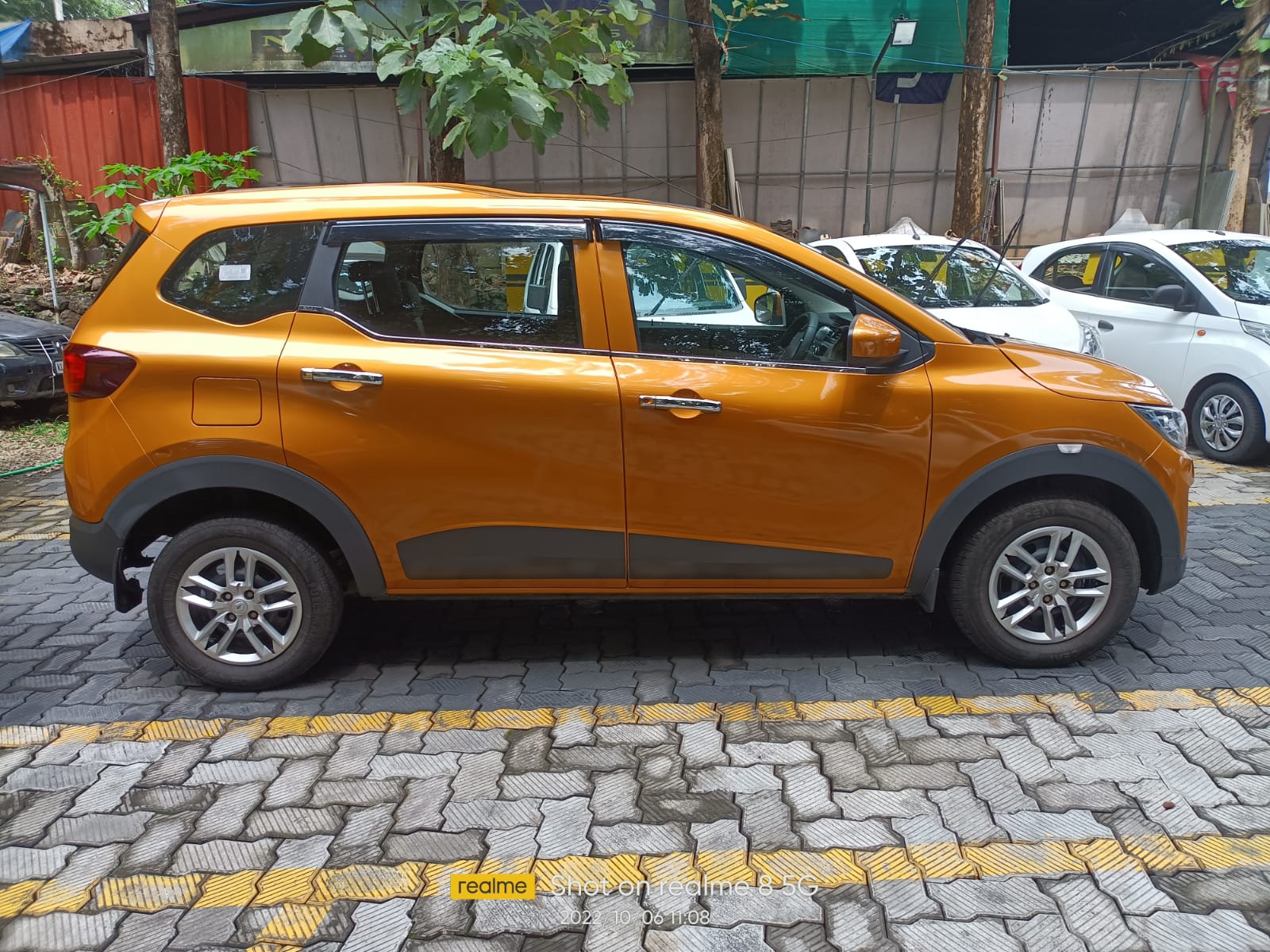 Used Renault Triber RXL in Kottayam 2020 model, India at Best Price.