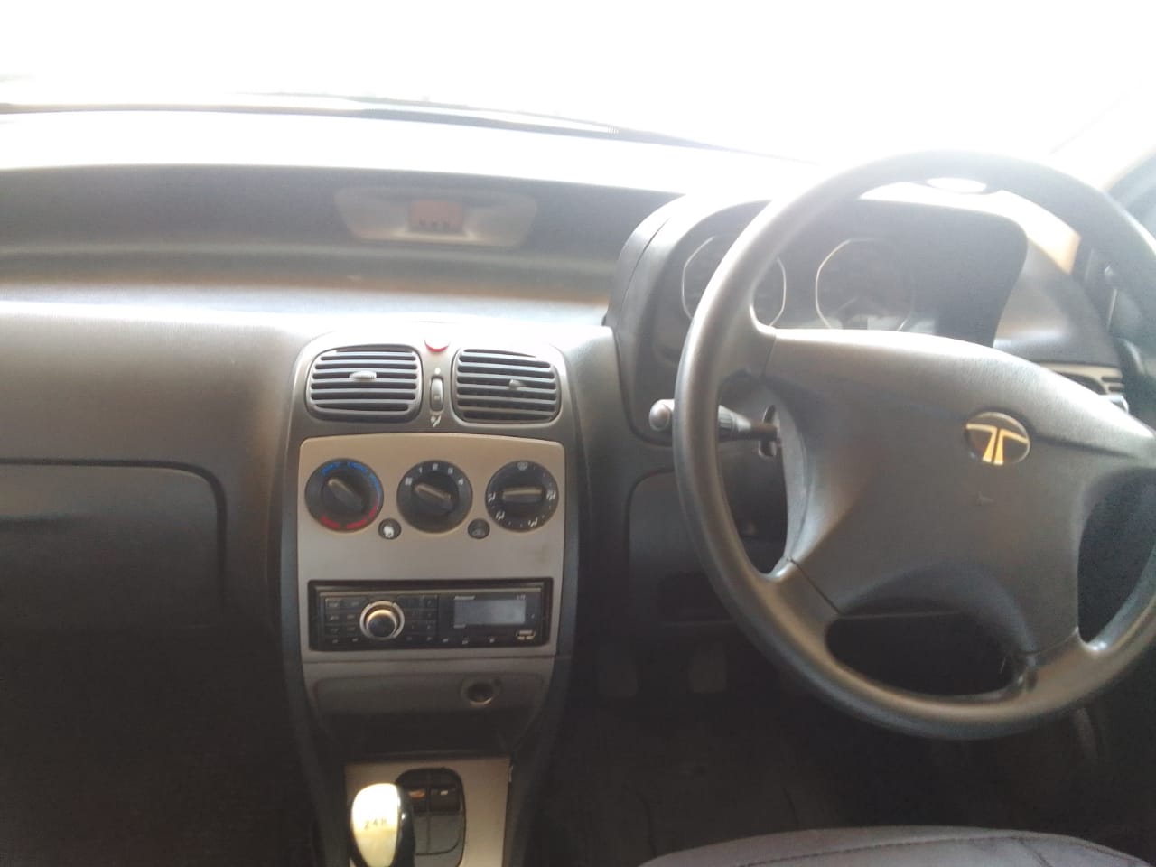 Tata Indigo Ecs Ls Tdi - Mahindra First Choice