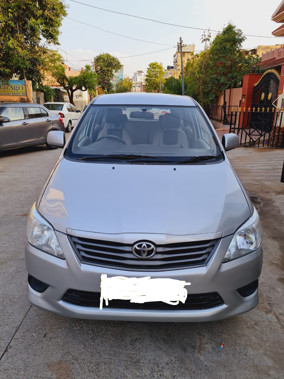 Used Toyota Innova 2.5 GX 7 Seater Diesel in Dungarpur 2013 model ...