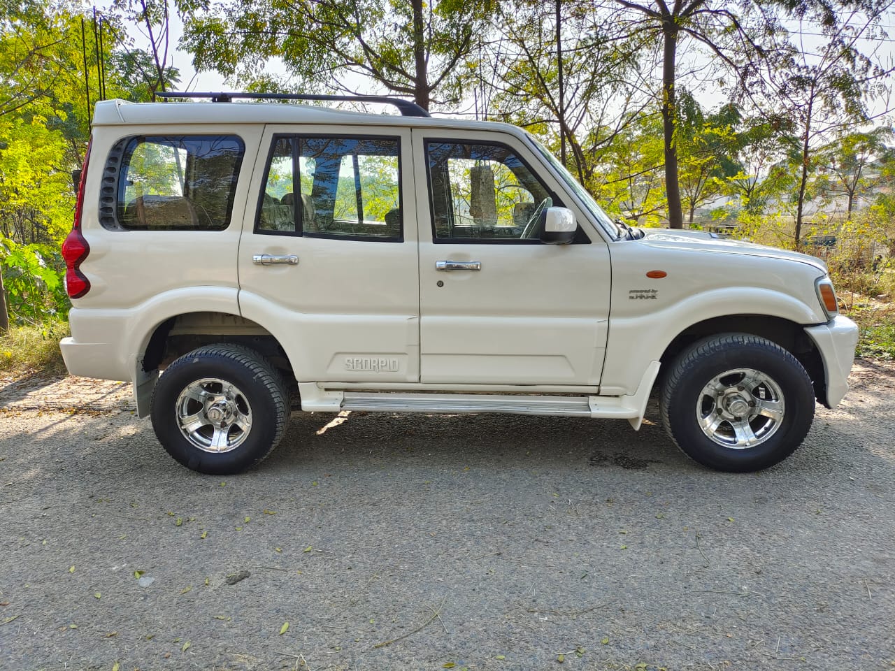Used Mahindra Scorpio LX BS 3 in Jalandhar 2010 model, India at Best Price.