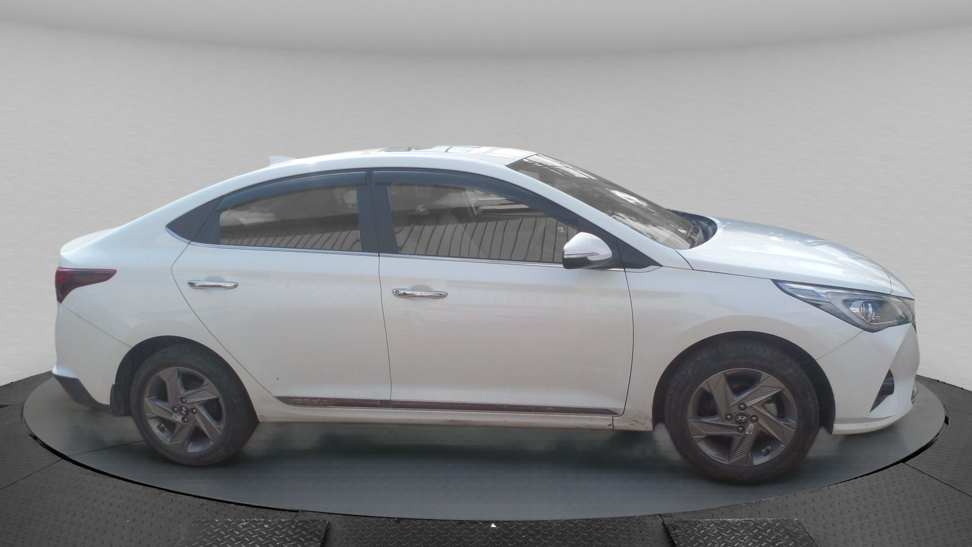 Used Hyundai Verna 1.5 MPI SX MT in Haldwani 2021 model, India at Best ...