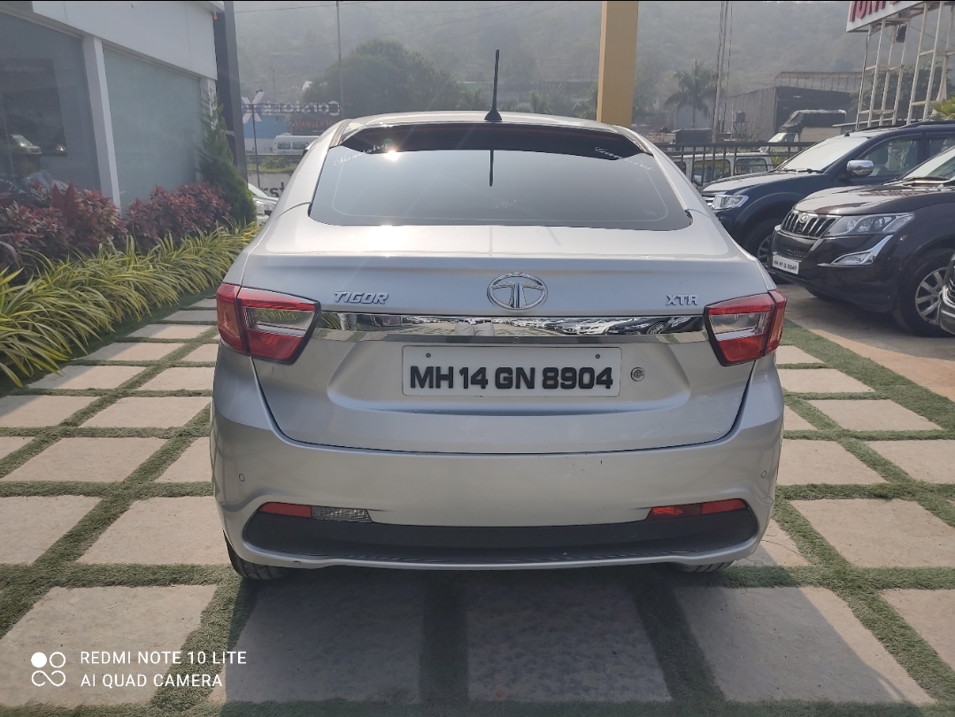 Used Tata Tigor XT Petrol in Pune 2018 model, India at Best Price.