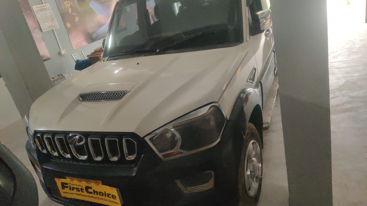 Used Mahindra Scorpio S6 in Gopalganj 2015 model, India at Best Price.