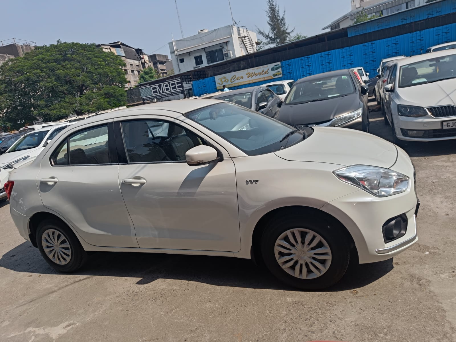 Maruti Suzuki Dzire(2017_2020) Vxi - Mahindra First Choice
