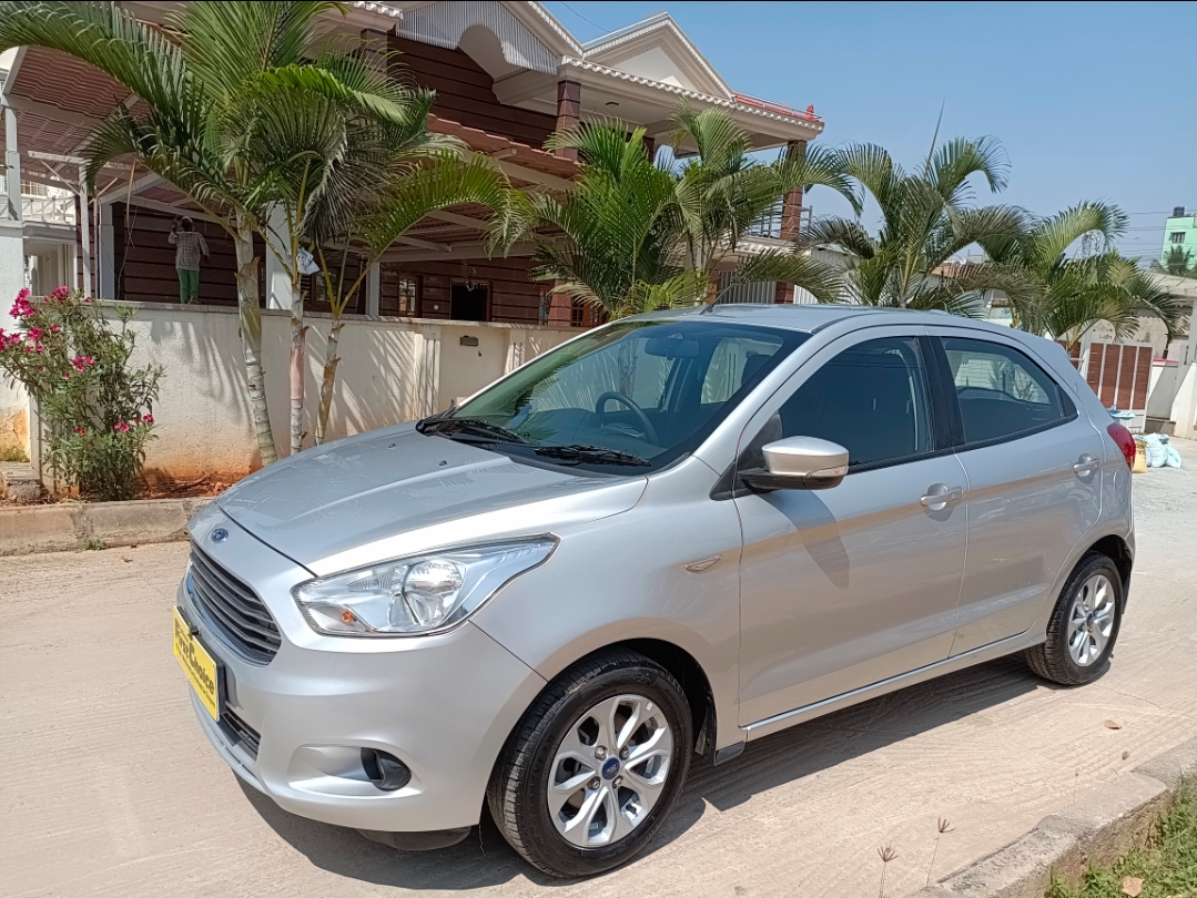 Used Ford Cars in india - Second Hand Cars for Sale India - carandbike