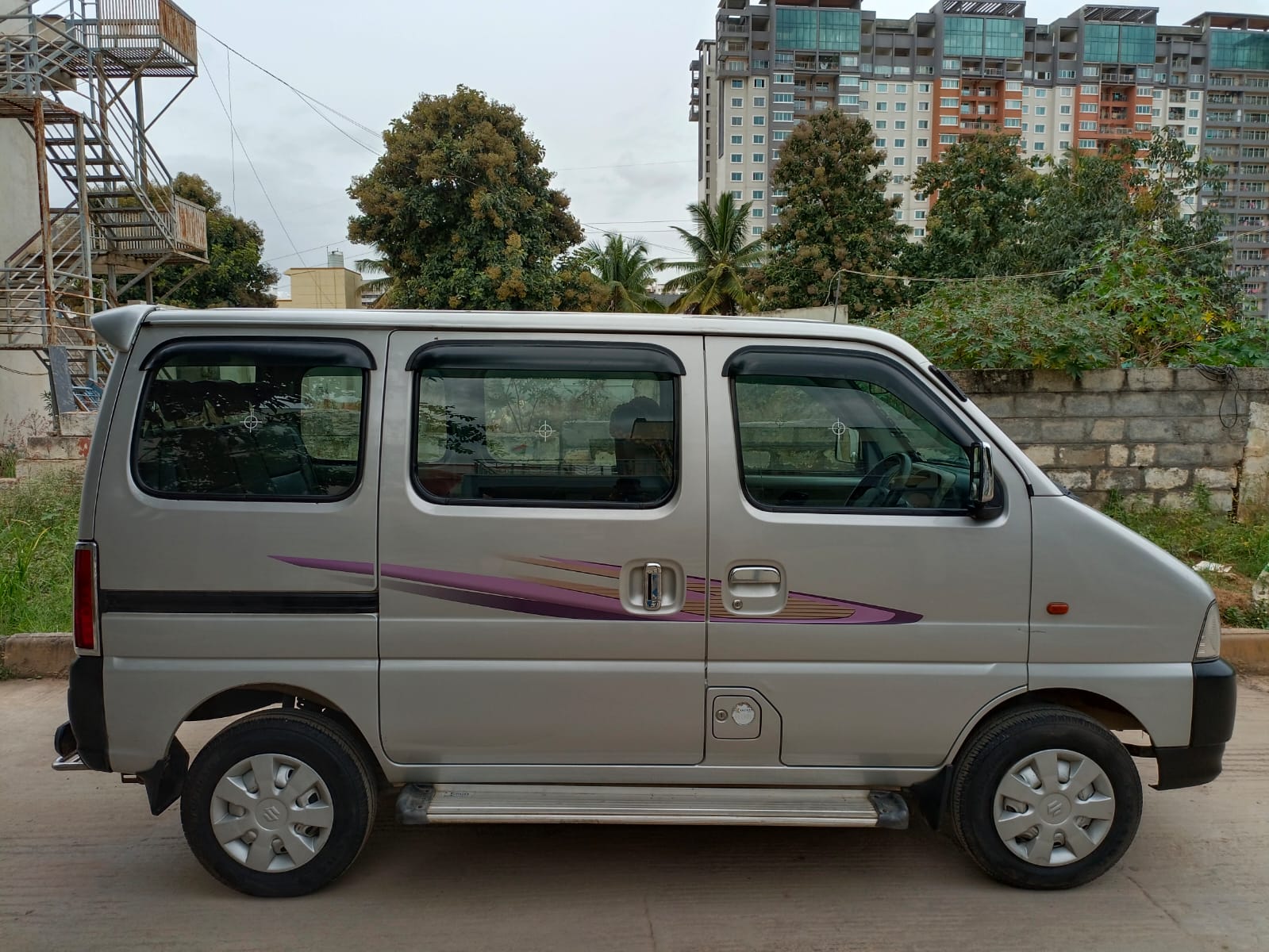 Used Maruti Suzuki Eeco 5-Seater AC BS IV in Bangalore 2016 model ...