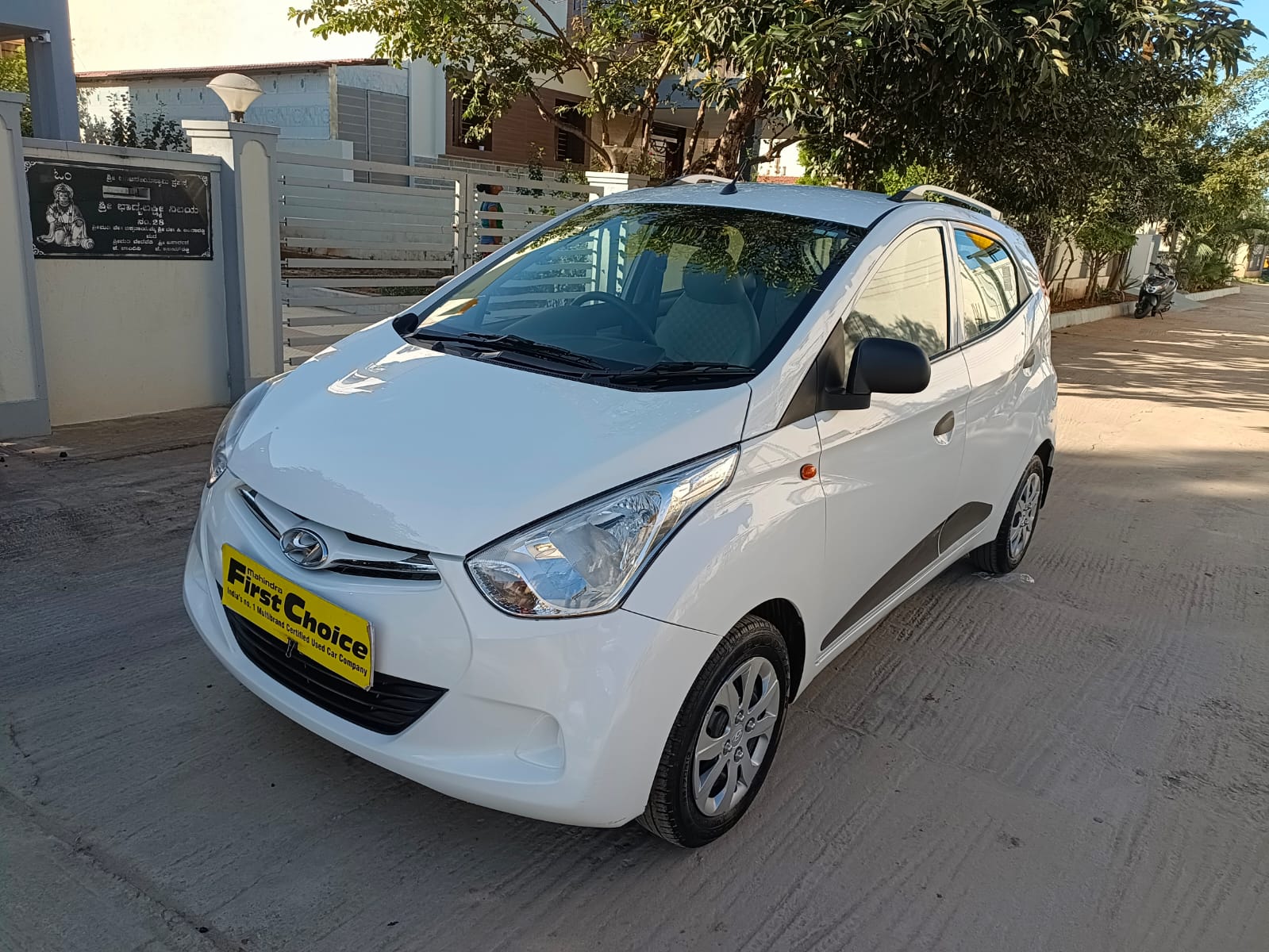Used Hyundai EON Magna Plus in Bangalore 2017 model, India at Best Price.