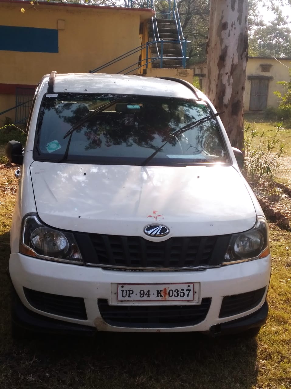 Used Mahindra Xylo D4 BS 3 in Jhansi 2012 model, India at Best Price.