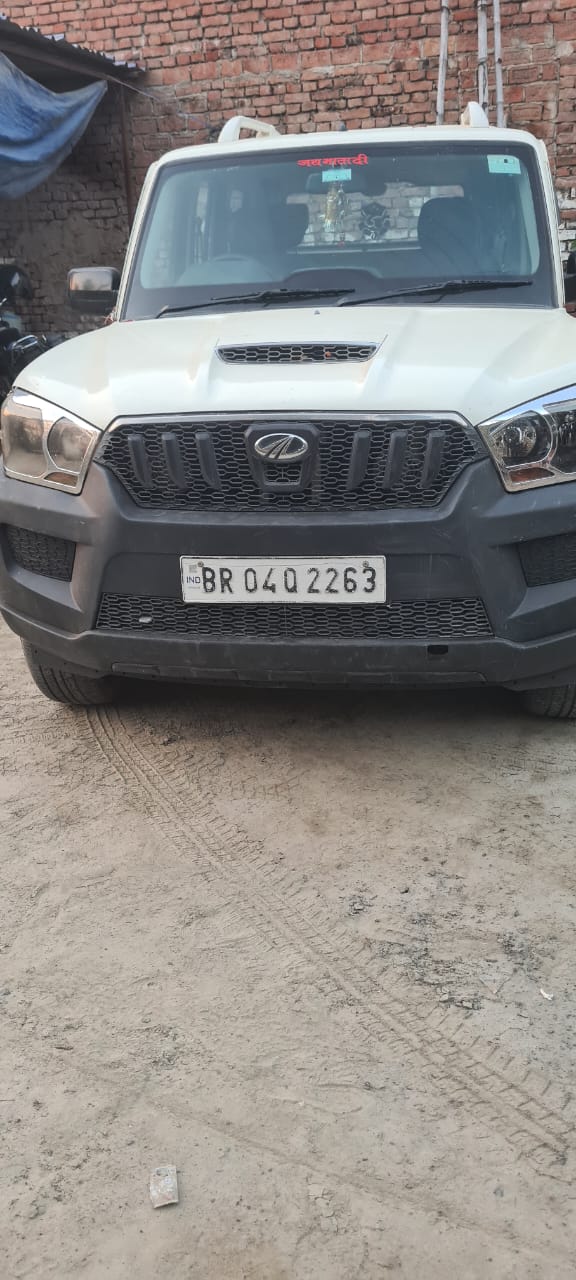 Used Mahindra Scorpio S4 2WD in Saran 2014 model, India at Best Price.