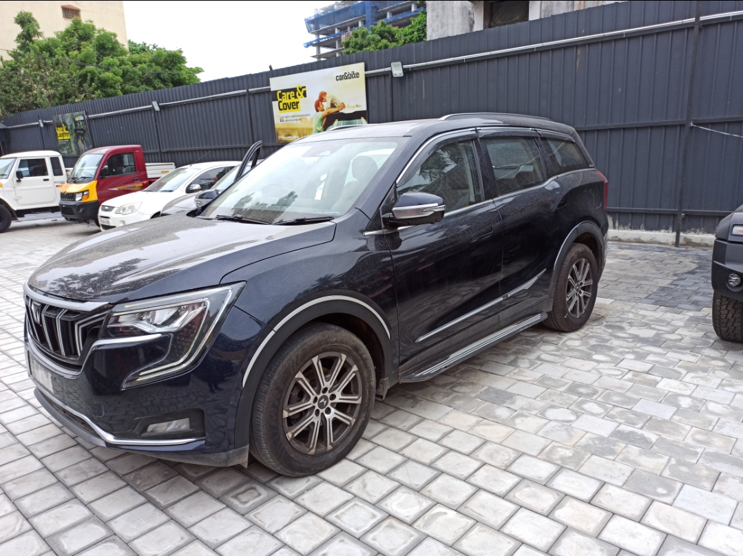 Mahindra Xuv700 Ax7 Pet At 7 Seater - Mahindra First Choice