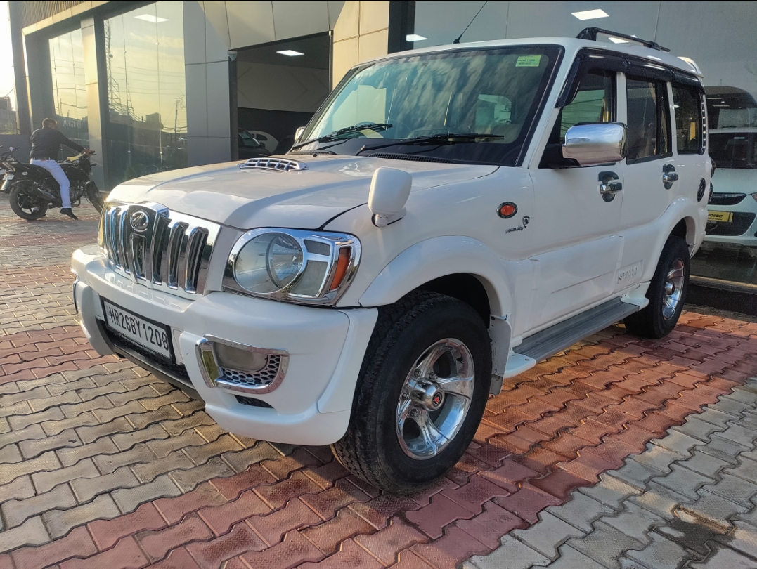 Used Mahindra Scorpio LX BS 3 in Barwala 2013 model, India at Best Price.
