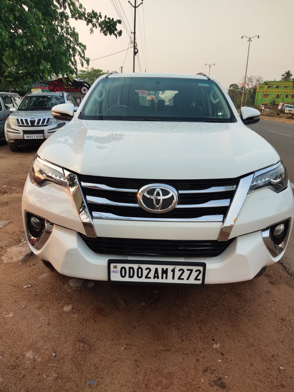 Used Toyota Fortuner 2.7 4X2 AT BS IV in Bhubaneswar 2017 model, India ...