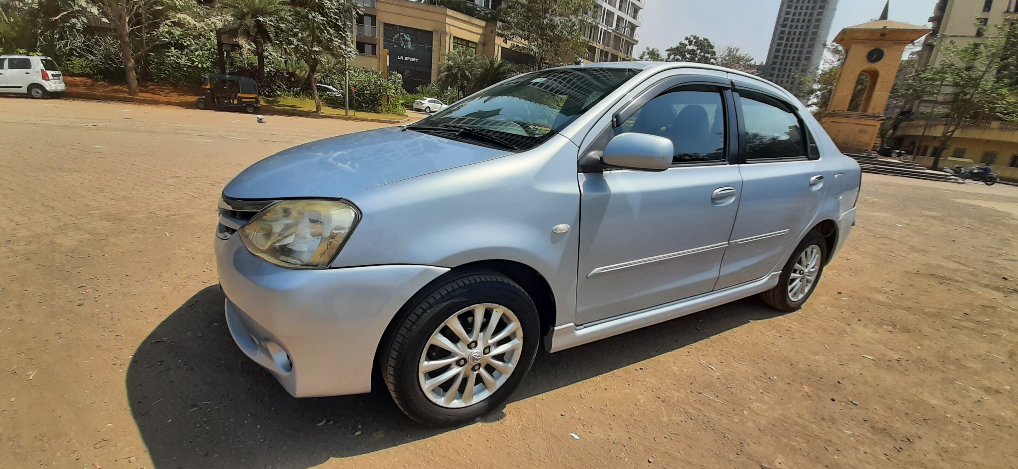 Toyota Platinum Etios Price in India 2022 - Images, Mileage & Reviews ...