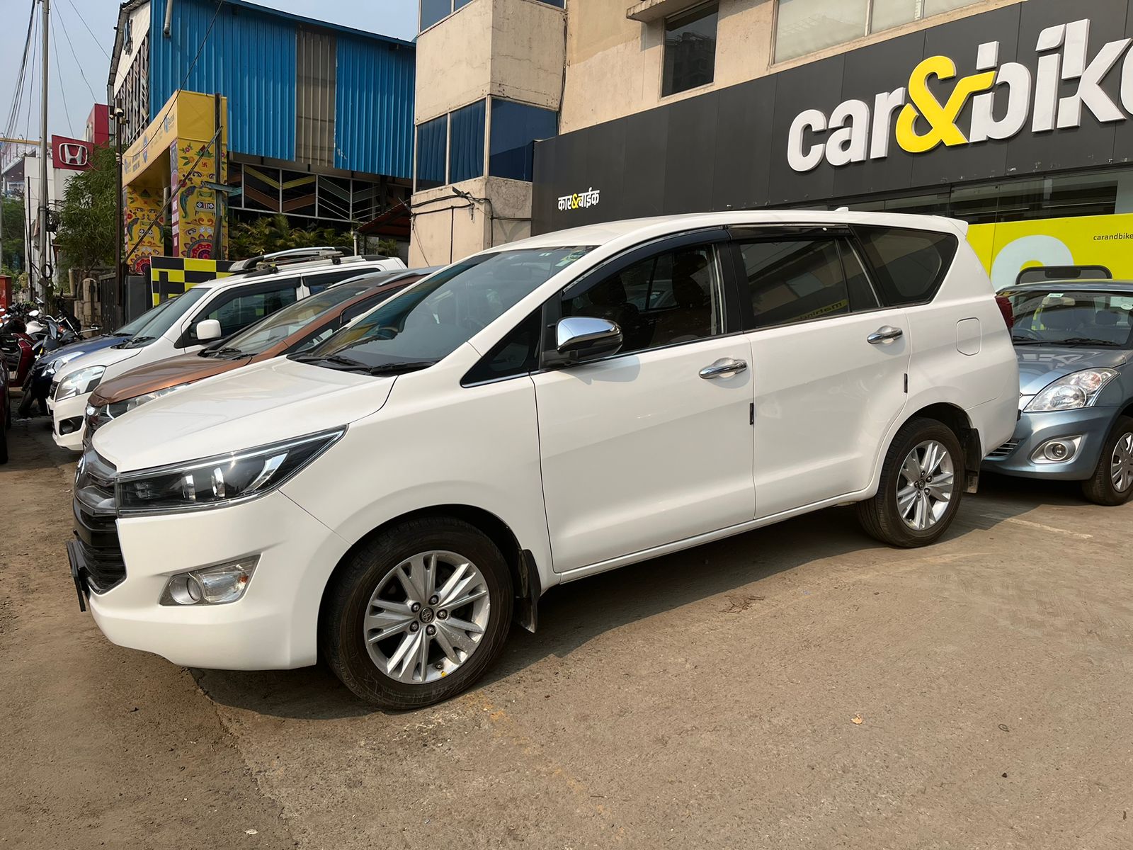 Used Toyota Innova Crysta 2.8 Z 7 STR in Thane 2017 model, India at ...