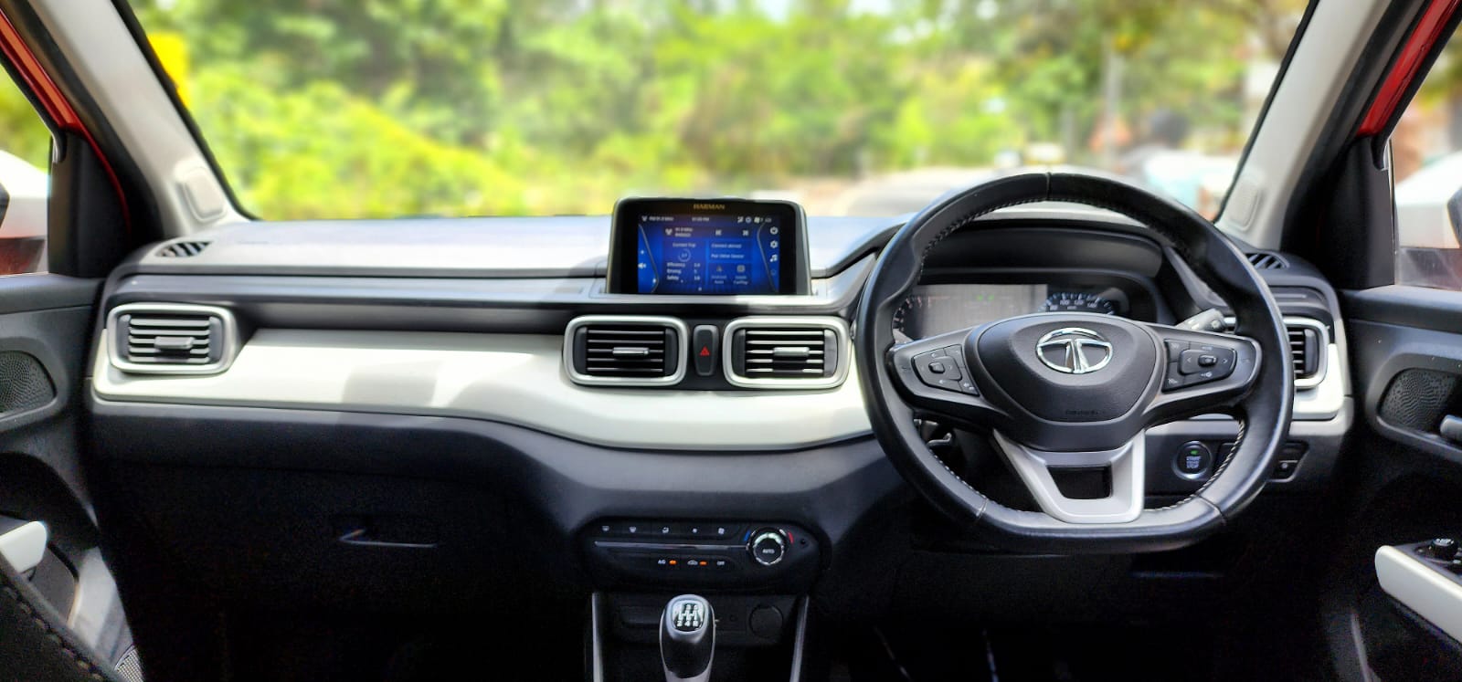 Used Tata Punch Creative in Kozhikode 2021 model, India at Best Price.