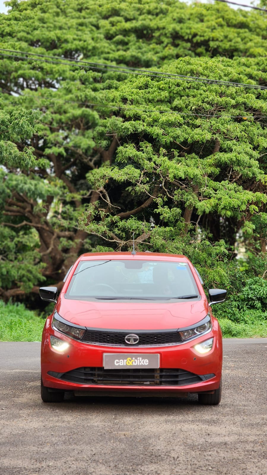 Used Tata Altroz XZ Petrol in Kozhikode 2020 model, India at Best Price.