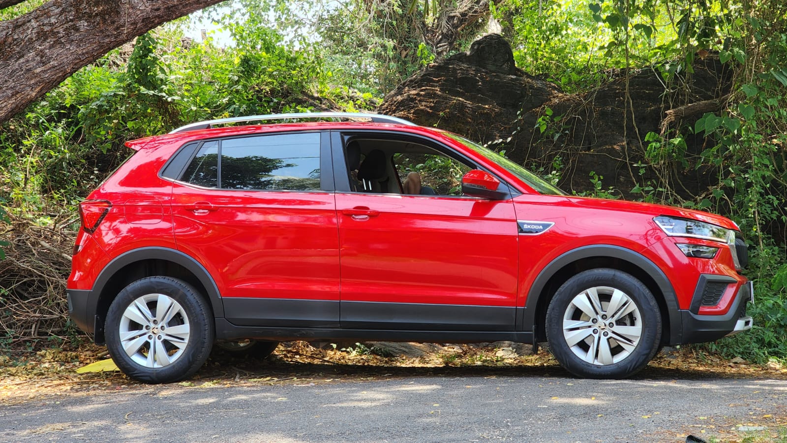 Used Skoda Kushaq Ambition 1.0 TSI MT in Kozhikode 2021 model, India at ...