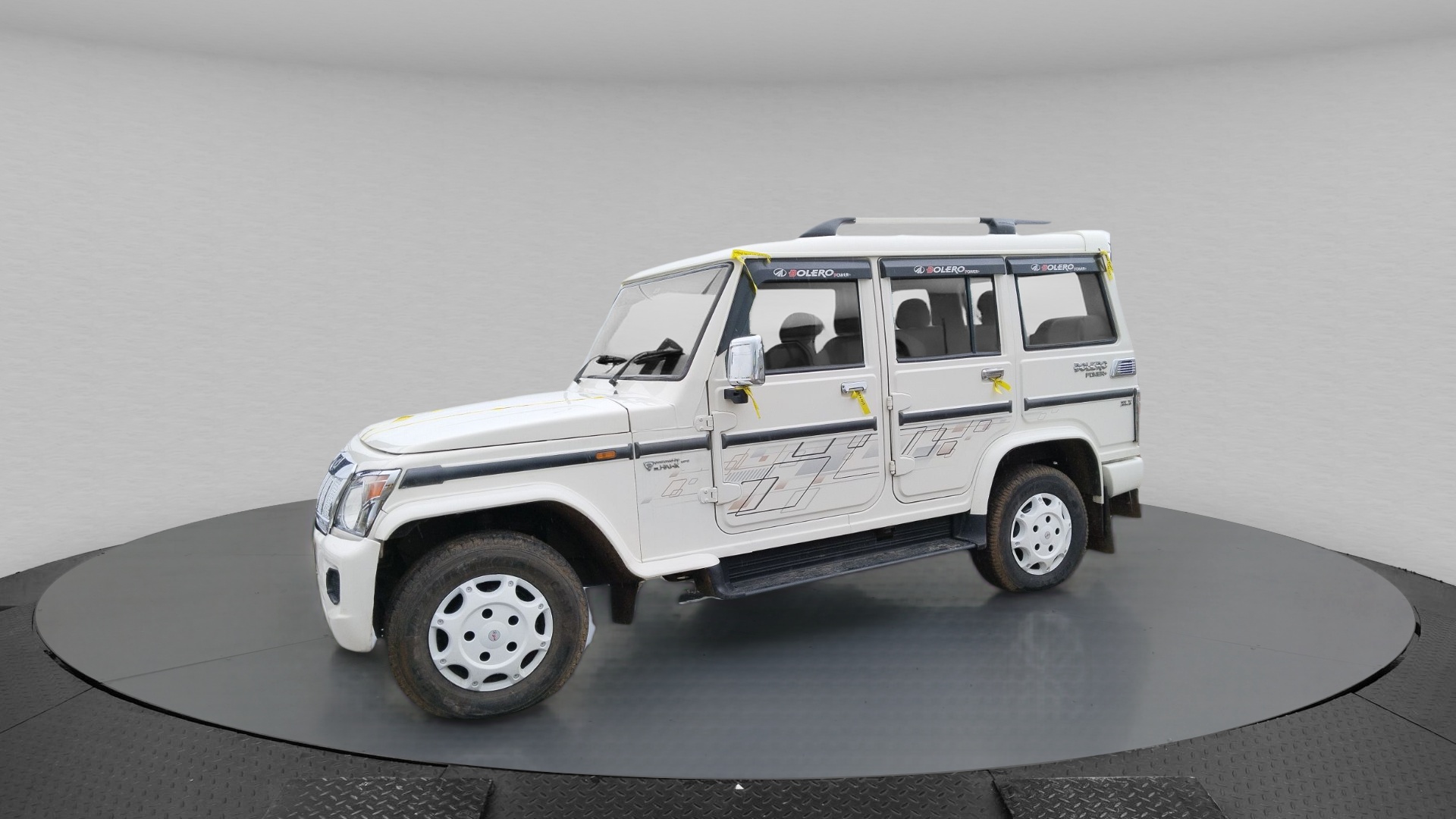 Used Mahindra Bolero Power Plus LX 2WD BS4 in Dhar 2017 model, India at ...