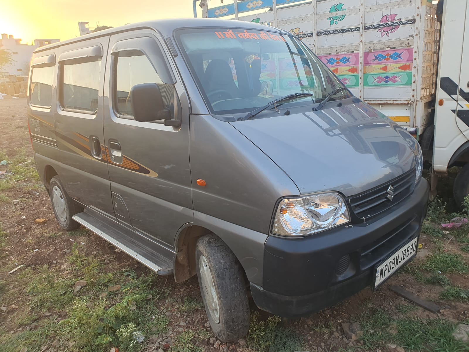 Used Maruti Suzuki Eeco Tour V STD 5 Seater AC BS IV in Khargone 2021 ...