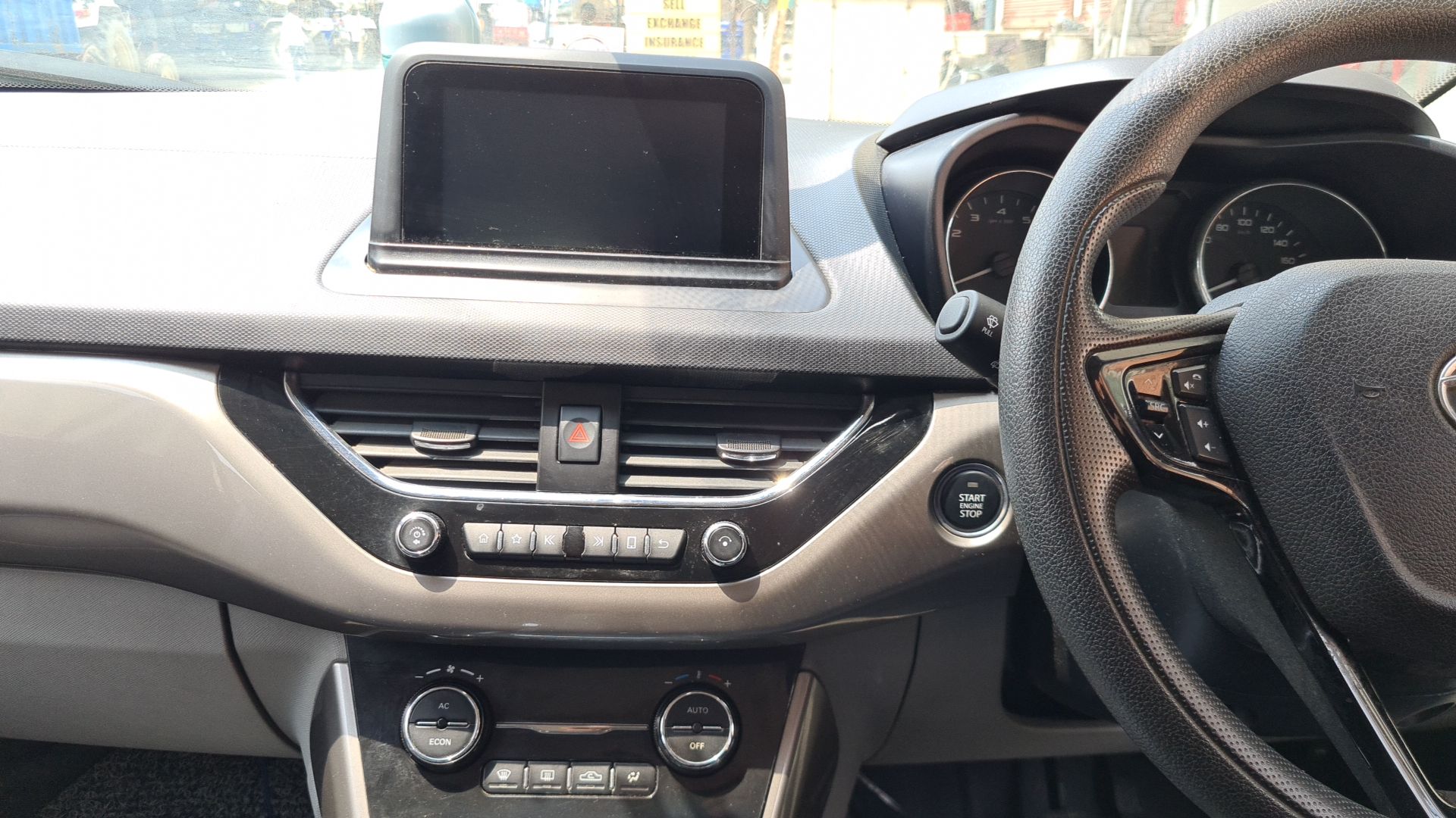 Used Tata Nexon XZ Plus Diesel in Mathura 2019 model, India at Best Price.