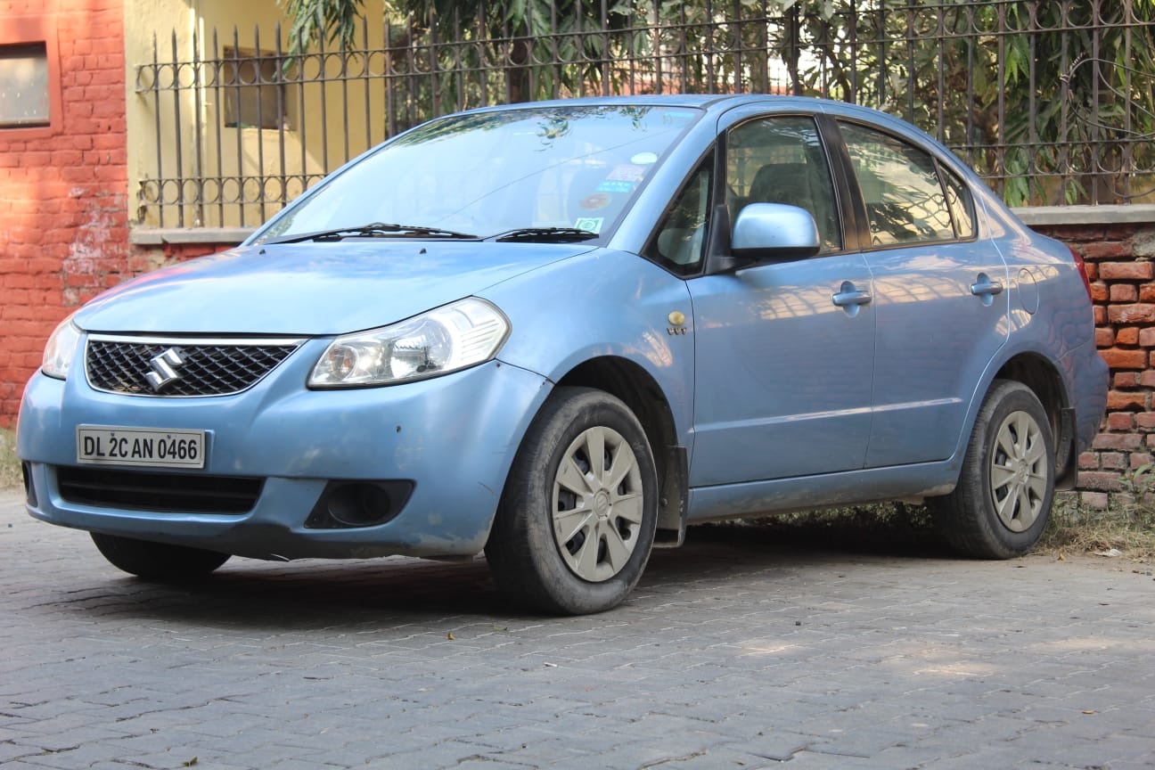 Used Maruti Suzuki SX4 VXI in Ghaziabad 2010 model, India at Best Price.