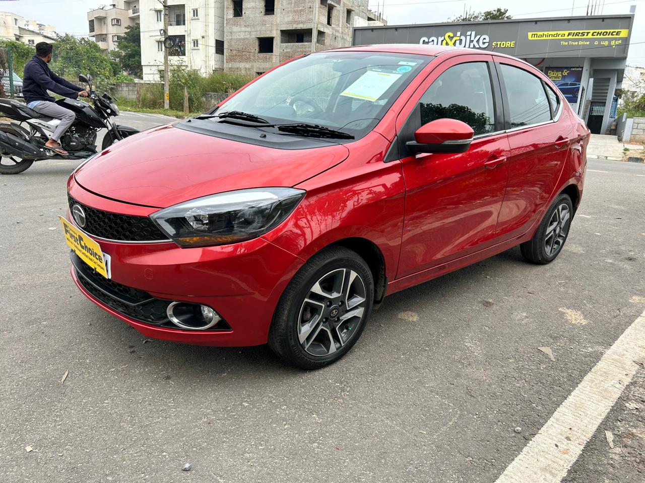 Used Tata Tigor XZ Petrol in Bangalore 2017 model, India at Best Price.