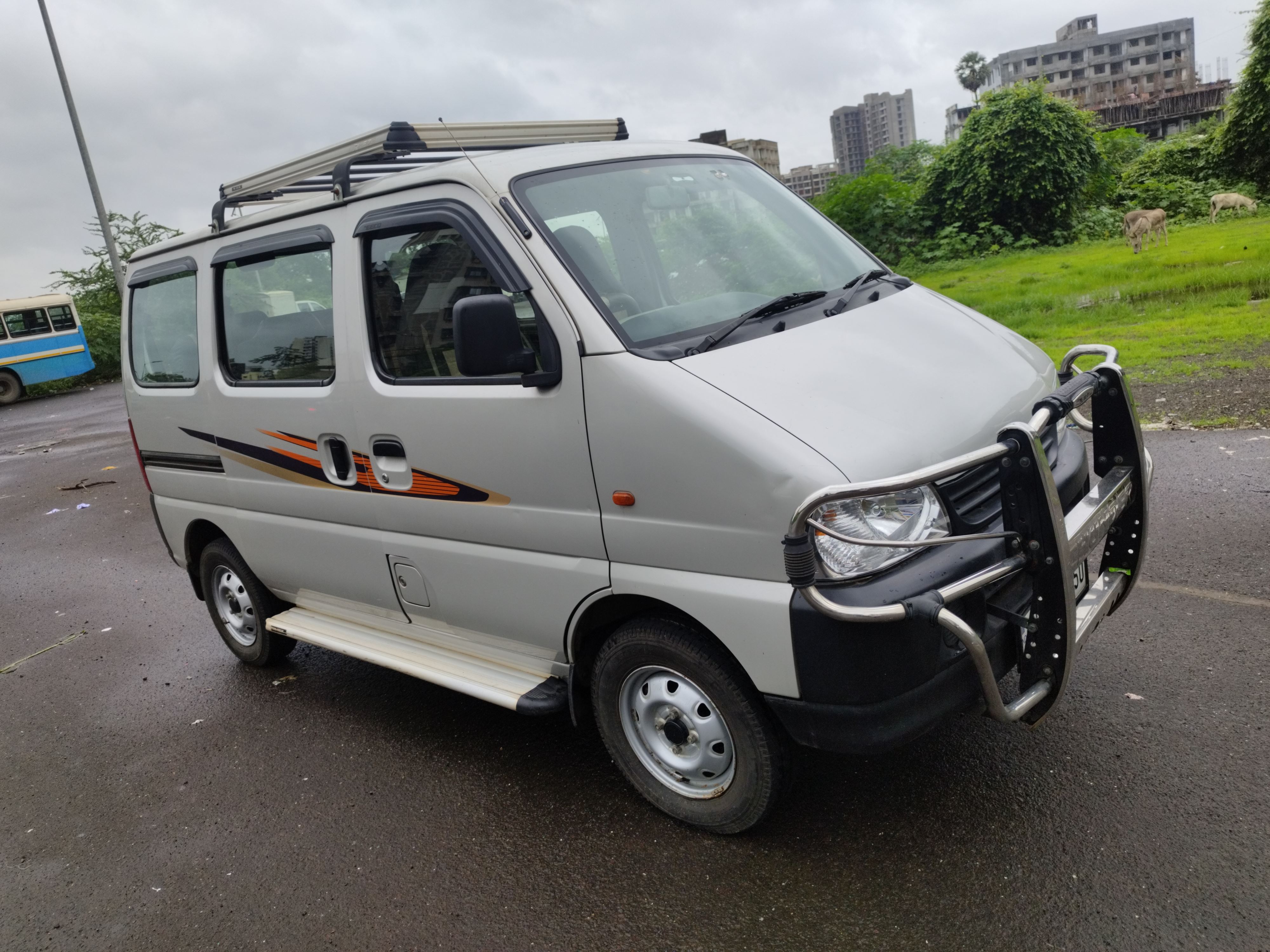 Maruti Suzuki Eeco 7 Str - Mahindra First Choice