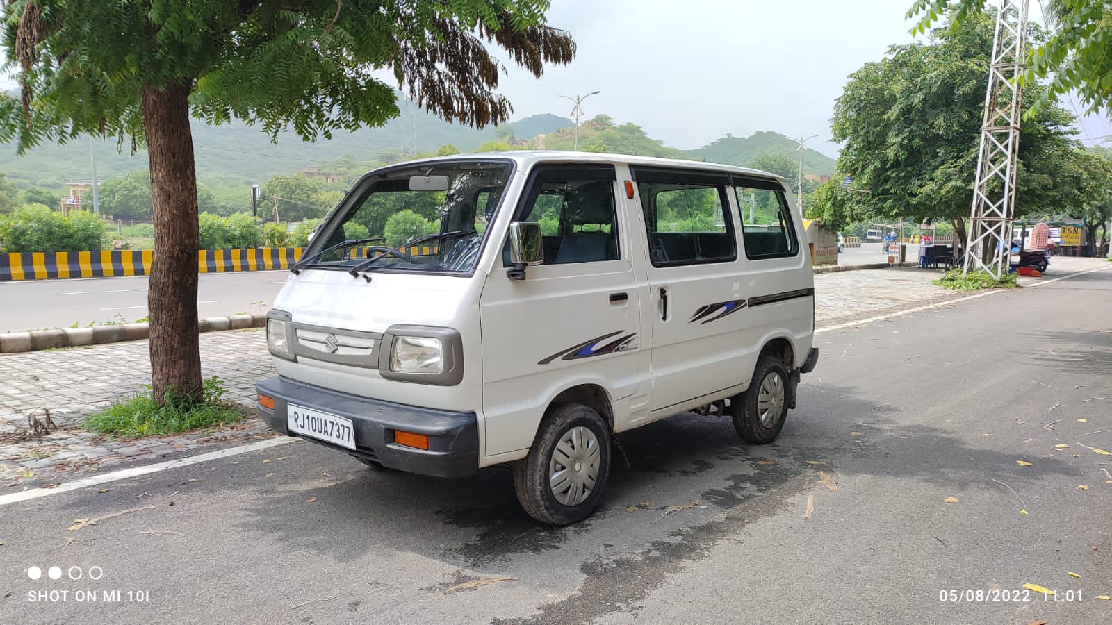 Used Maruti Suzuki Omni 8-Seater in Ajmer 2018 model, India at Best Price.