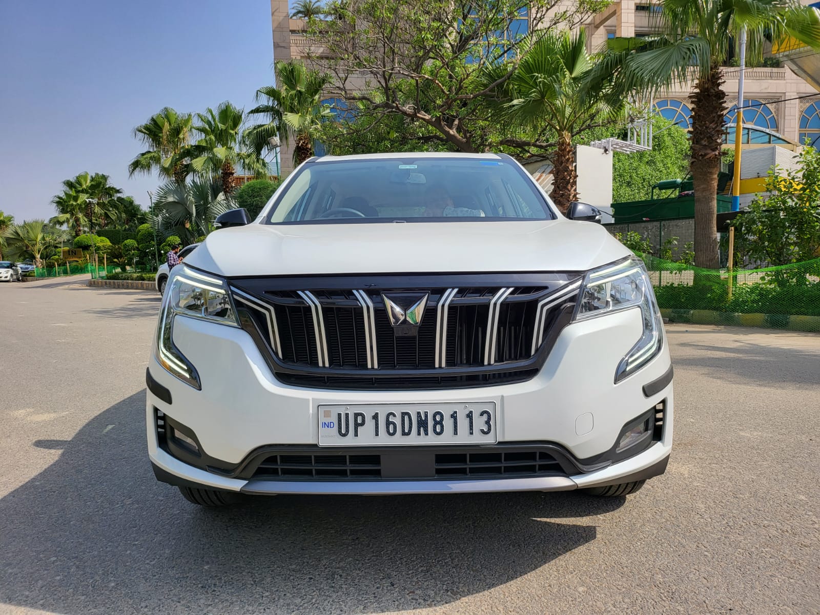 Used Mahindra XUV700 AX3 AT Petrol 5 STR in New Delhi 2022 model, India ...