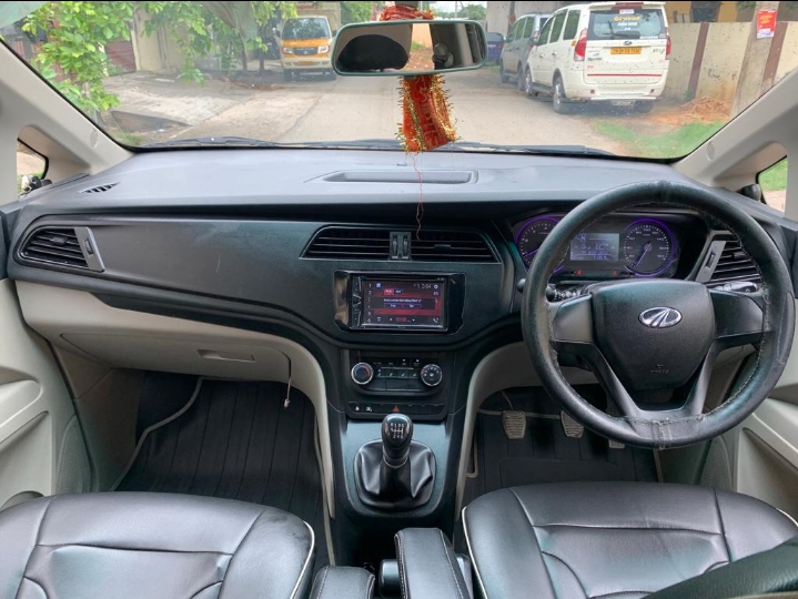 Mahindra Marazzo M2 8 Str - Mahindra First Choice