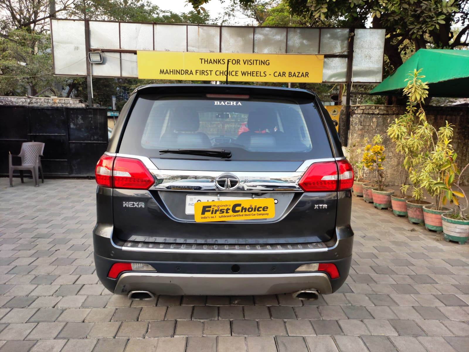 Used Tata Hexa XTA 4X2 in Surat 2018 model, India at Best Price.