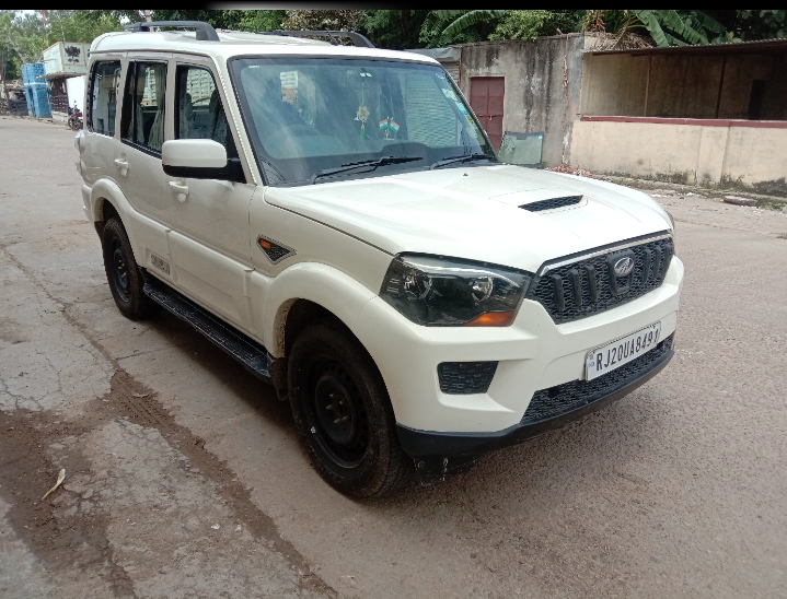 Used Mahindra Scorpio S6 in Kota 2016 model, India at Best Price.