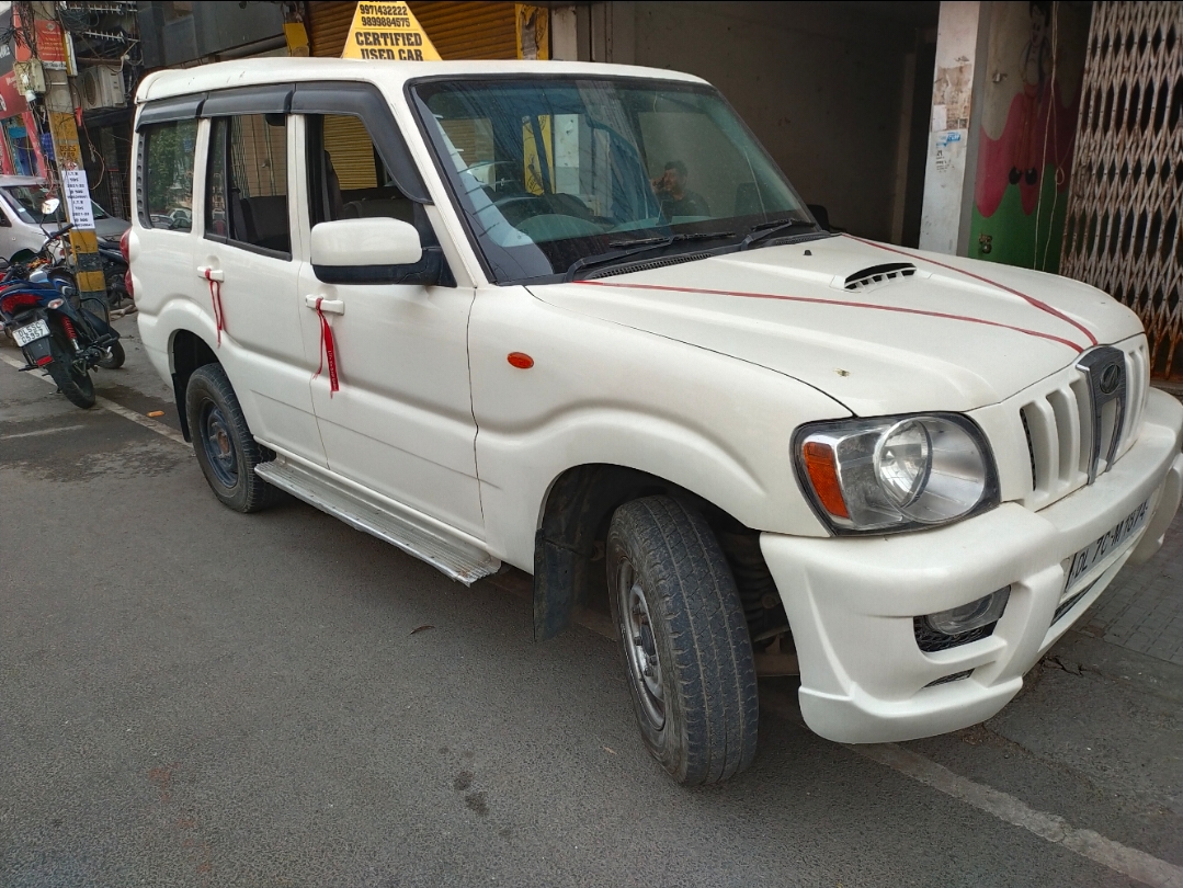Used Mahindra Scorpio S4 Plus 4WD 1.99 Litre in New Delhi 2013 model ...