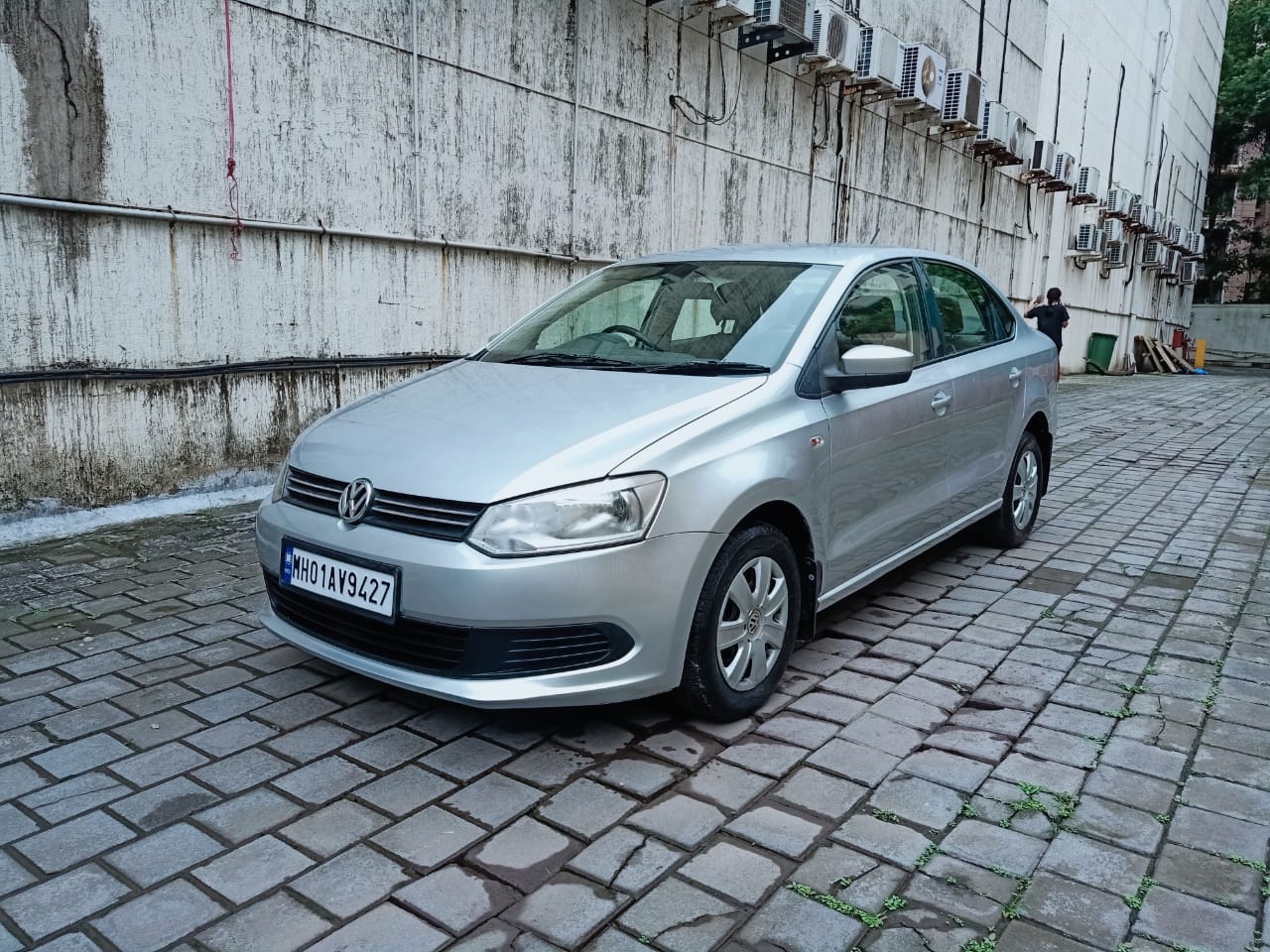 Used Volkswagen Vento 1.6 L MPI Trendline Petrol BS IV in Thane 2011 ...