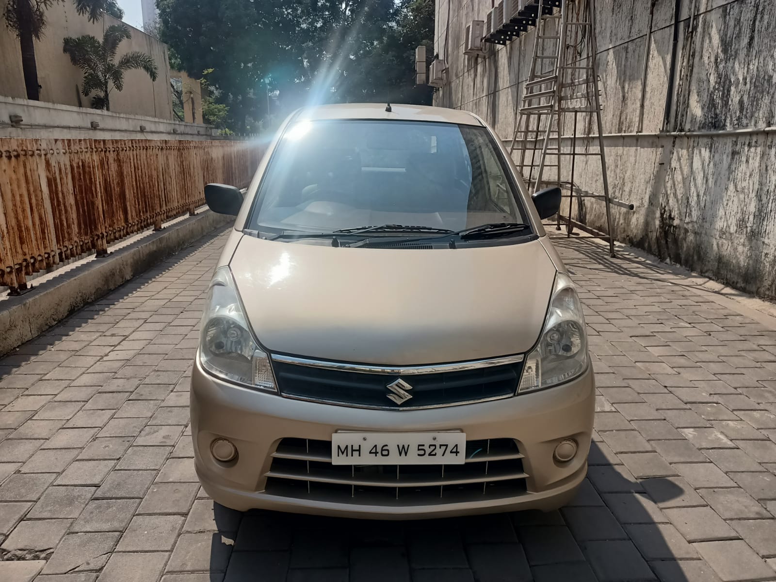 Used Maruti Suzuki Zen Estilo LXI in Thane 2012 model, India at Best Price.