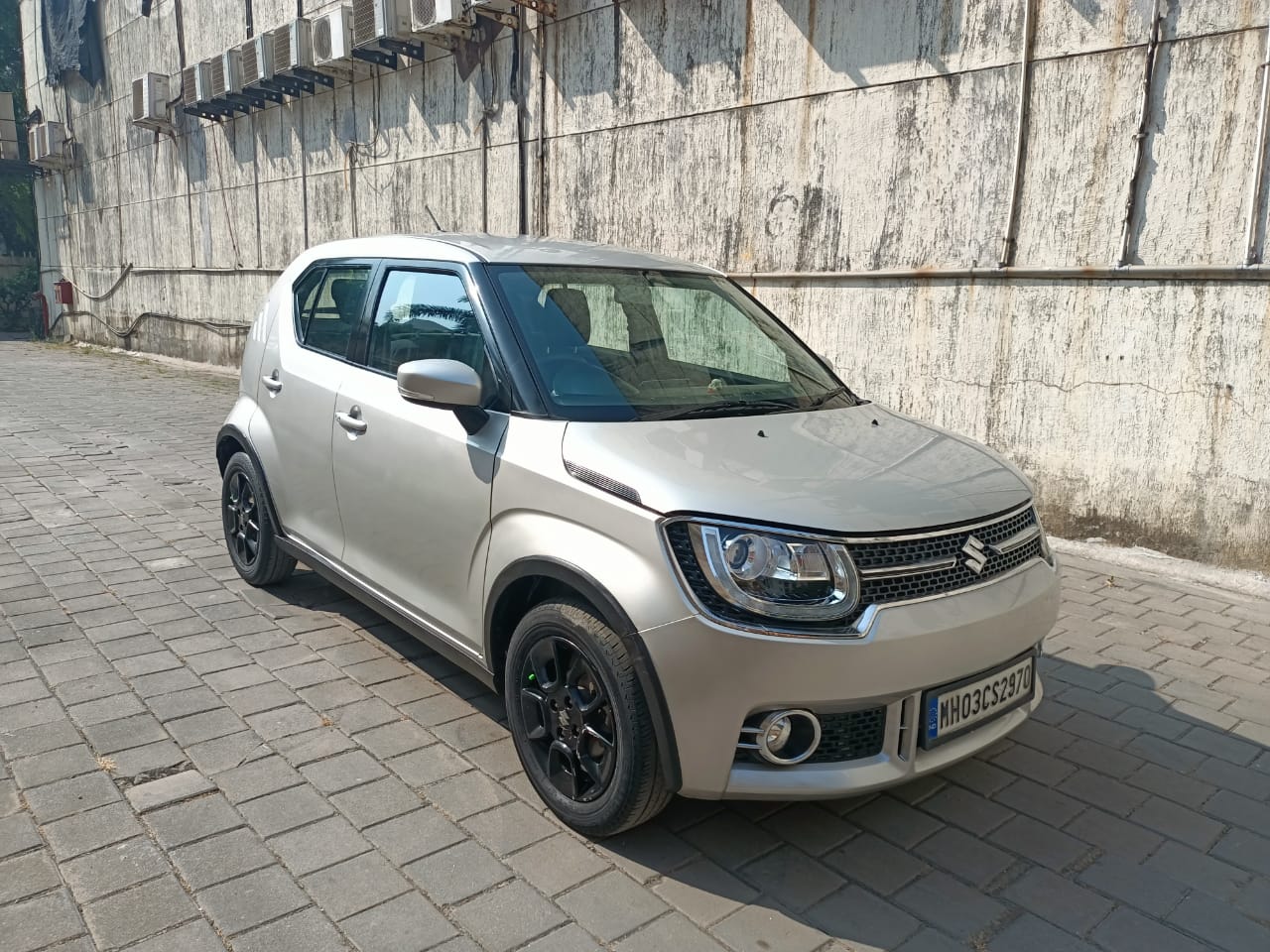 Used Maruti Suzuki Ignis Alpha Petrol BS IV in Thane 2017 model, India ...