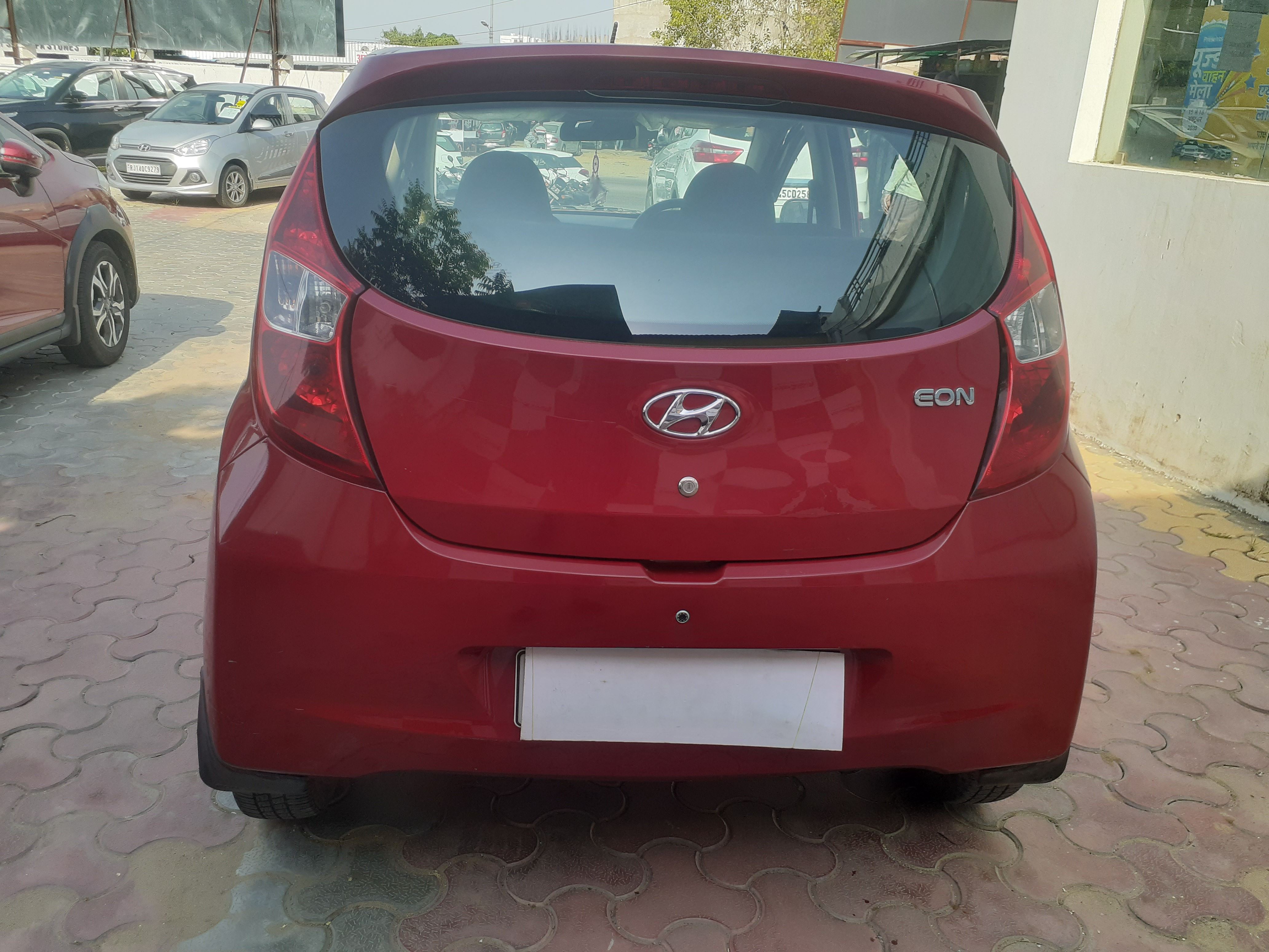 Used Hyundai EON Era Plus in Jaipur 2018 model, India at Best Price.