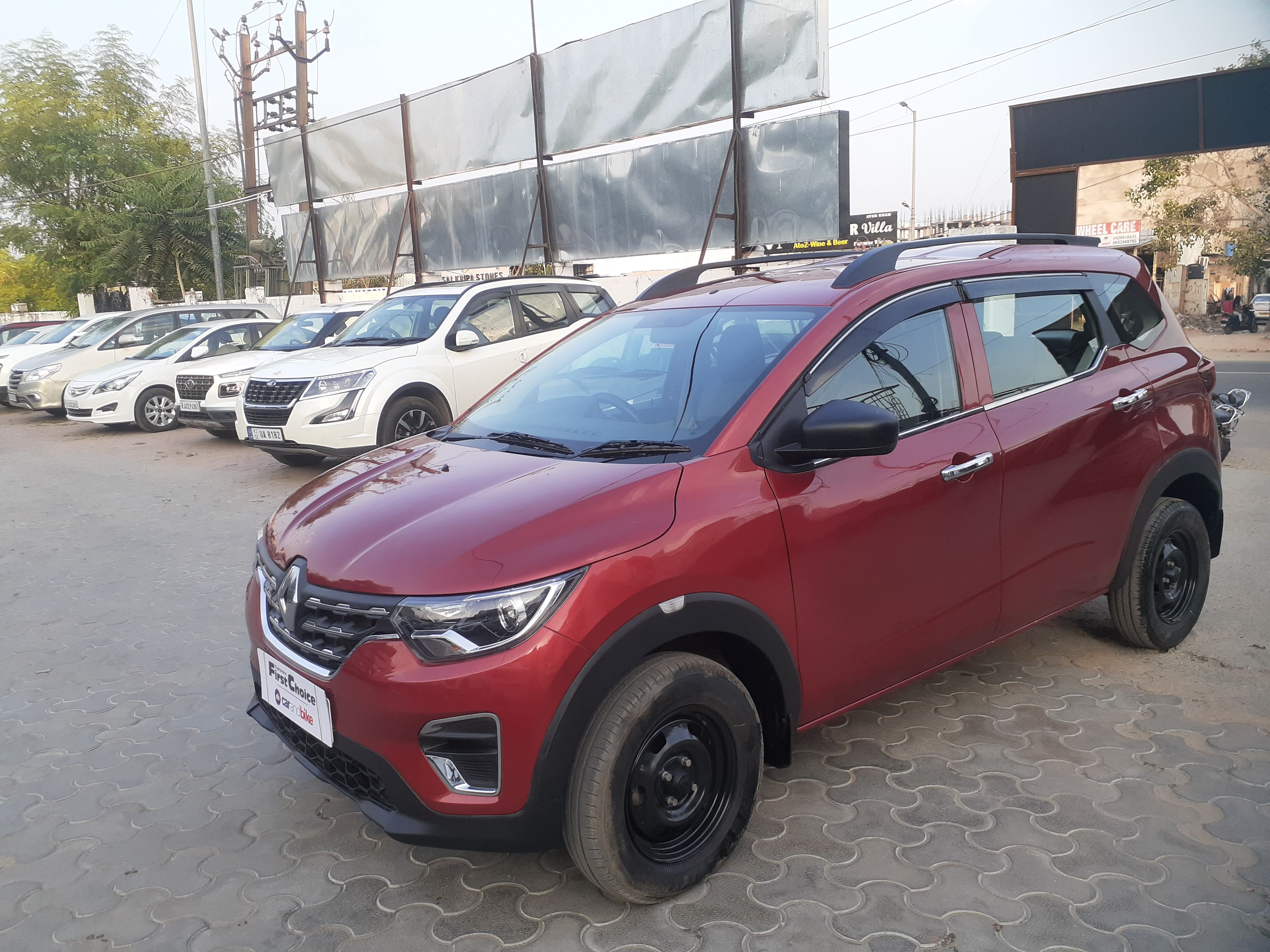 Used Renault Triber RXE in Jaipur 2020 model, India at Best Price.