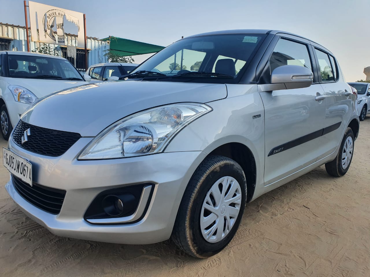 Used Maruti Suzuki Swift VDI in Palanpur 2015 model, India at Best Price.