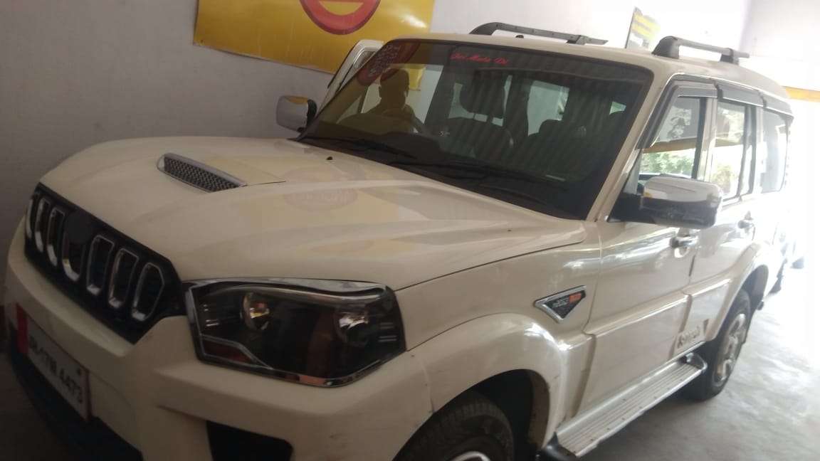 Used Mahindra Scorpio S4 2WD in Deoghar 2015 model, India at Best Price.